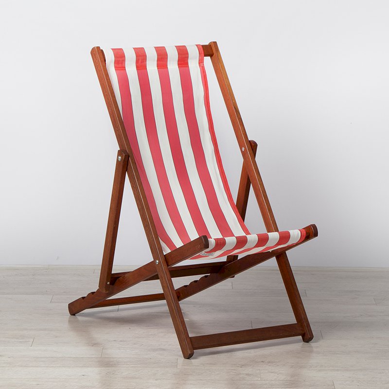 Red Deck Chair Hire | Folding Chairs